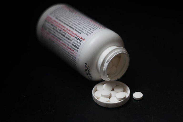 The Rundown on Internal Bleeding (Symptoms, Steps & What it Feels Like)